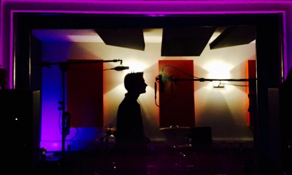 About – Jon Roy and the Music